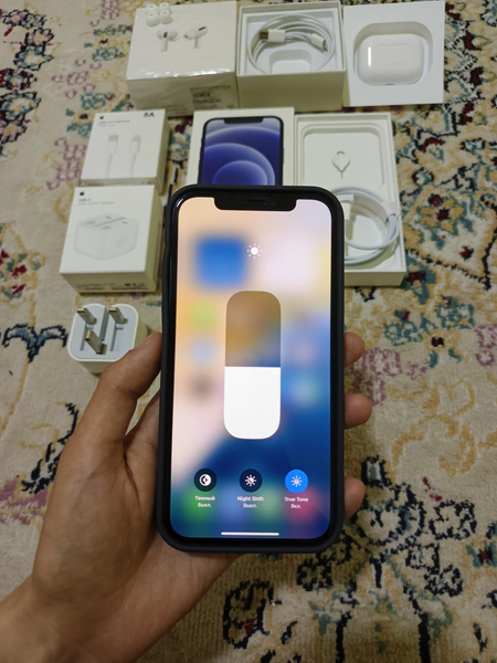 iPhone 12. Память 128Gb  Таза!
