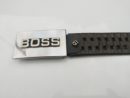 Ремень Hugo BOSS Italia ручная работа.