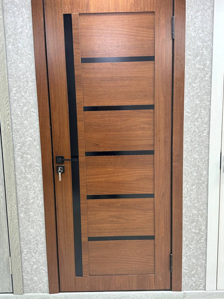 Межкомнатный дверей МДФ