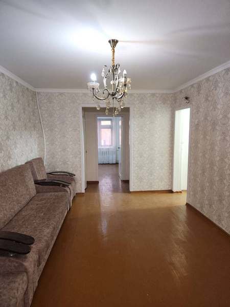 Чиланзар 1 кв. 3/4/5 Балкон 2х6