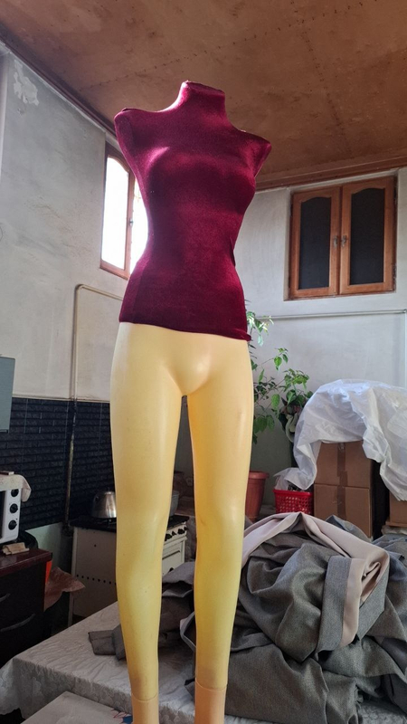 Maniken sotiladi!!! B/U xolati yaxshi.