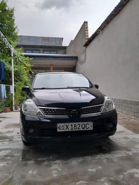Nissan tiida 2007