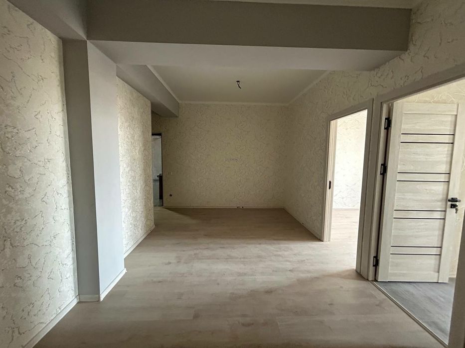 Продается 2хкомн квартра в новостройке.  Буз базар/Максим горького