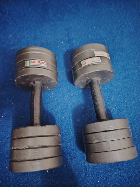 Gantel sotiladi 12 kg dan donasi toshkent chilonzor