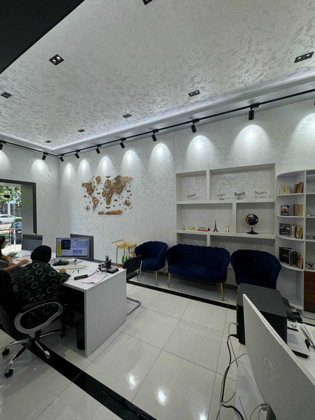 Продаётся Евро офис Ориентир: Улица Нукус Напротив Гламур  95м2