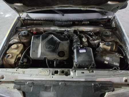 Vaz 2115 sotiladi