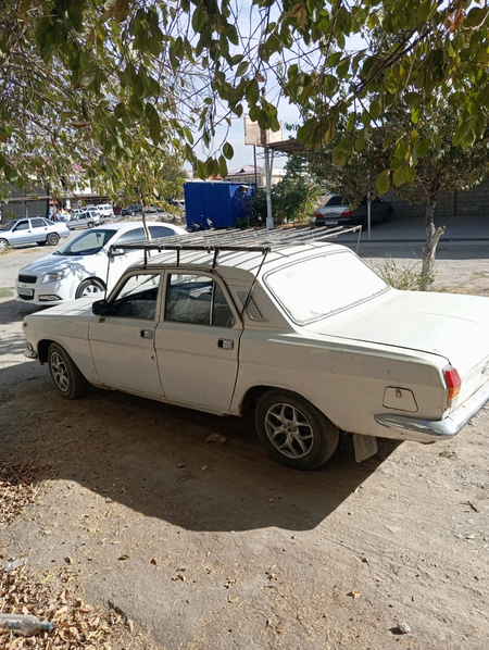 GAZ 24 10.  18 000 000
