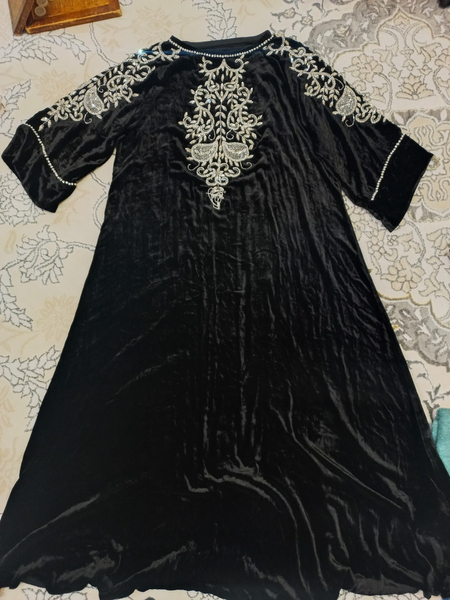 Yengi kiyilmagan abaya