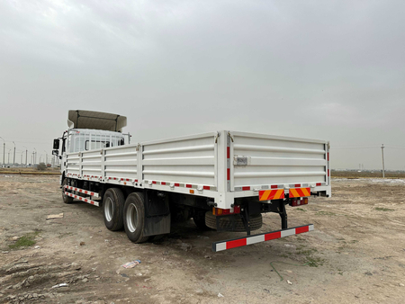 Бортовой SHACMAN L3000 7.5 метр