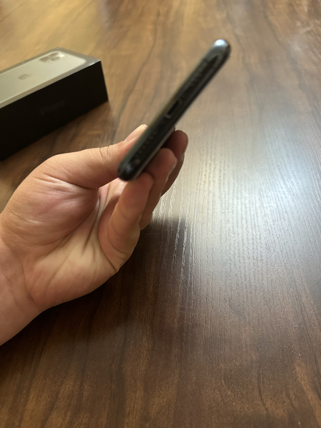 Iphone 11 pro srochna sotaman