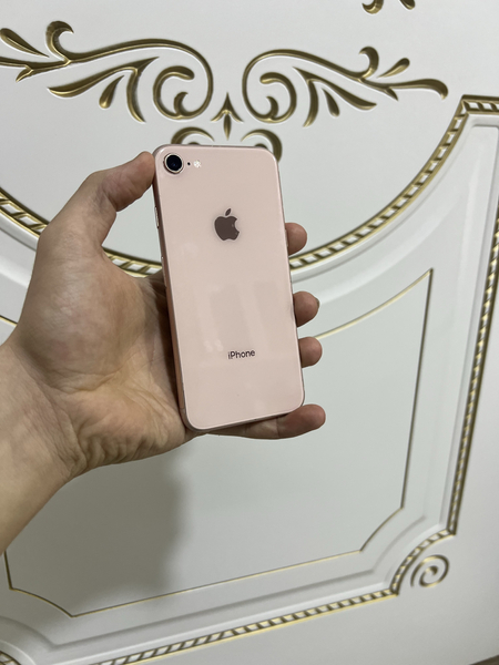 Iphone 8 ideal.