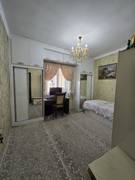 Продается 5 комнатная квартира площадью 98 кв.м. В Согдиане ор. Мечеть