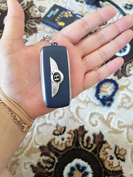 Mine telefon yangi bir Marta ham ishlatilmagan