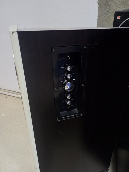Kolonki aktivniy hi-fi 50 watt