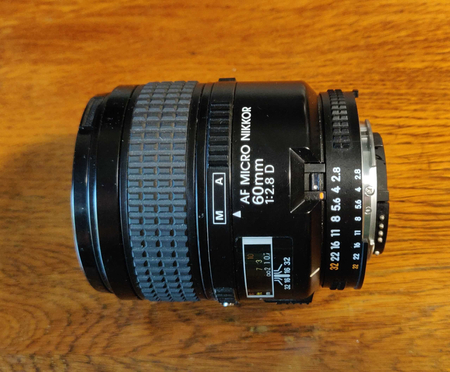 Nikon F-801 фотоаппарат с объективом AF Micro Nikkor 60mm 1:2.8D Japan