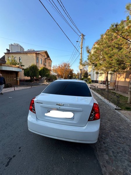 Gentra white  2019 3 poziciya