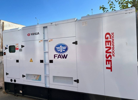 24 ЧАСА Дизельный генератор YIHUA FAWDE 240-165 KWT, dizelniy generato