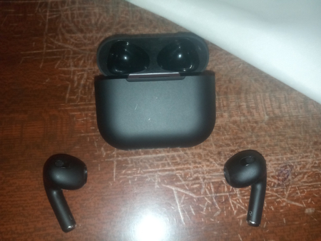 AirPods idiyal 1hafta ishlagan