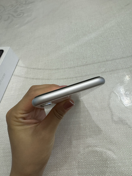 Iphone xr    64 GB