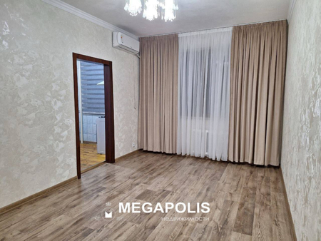 Парк Г.Гулям 1/3/4 Торговый центр