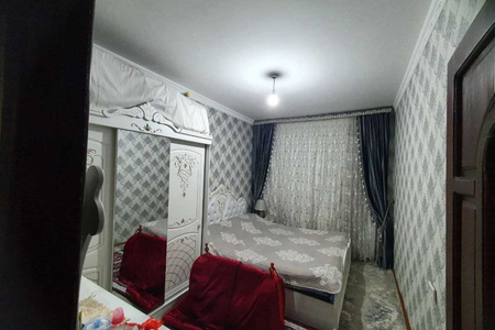 谷 130113 谷 Algaritm 31 kvartalda kvartira sotiladi 3/3/4 70 м²