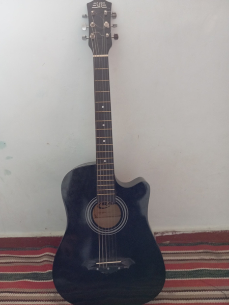 Gitara akustik arzon