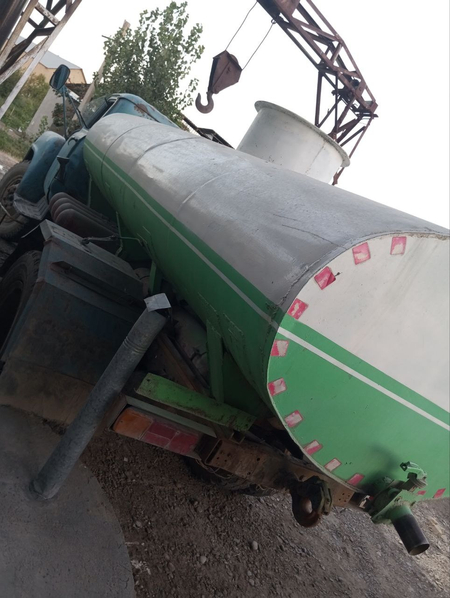Gaz 53 sotiladi holati yaxshi