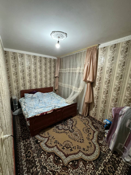 Троицк 2х Центре спочно Прадаётся 1этаж 14 школа орентир