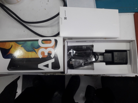 Samsung a30 32 gb