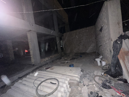 Raycenter bozorda Dokon orni sotiladi