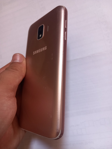 Samsung J2 core telfoni