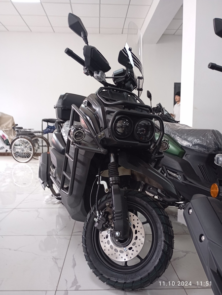 Assalomu aleykum tiger va tank tuning qilinga skuterlar keldi
