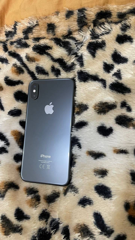 Iphone Xs LLA 256