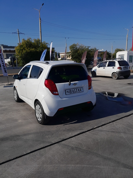 Spark sotiladi metan