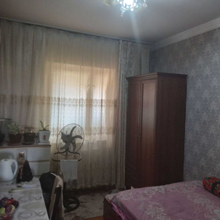продается 4 комнатная квартира