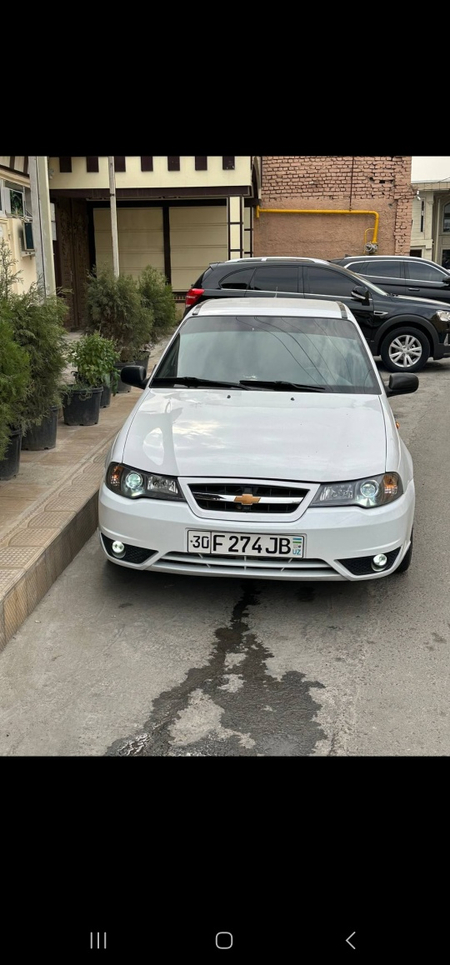 Nexia 2 vikupga beriladi.  Boshlaĝich 1000$