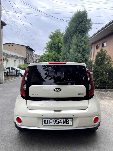 Kia Soul 2017 Электромобил зур холатда