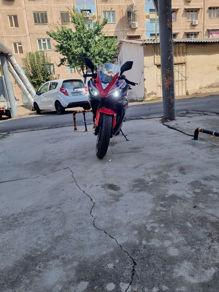 V6 moto sport bike