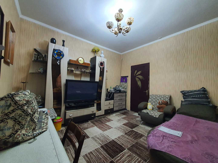 Юнусабад-12, 1в2/4/9, 42 м², чистая, Возможна ипотека