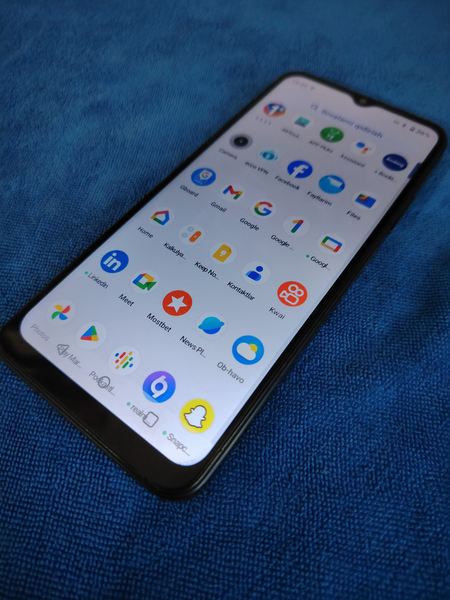 Realmi C33 sotiladi 64Gb