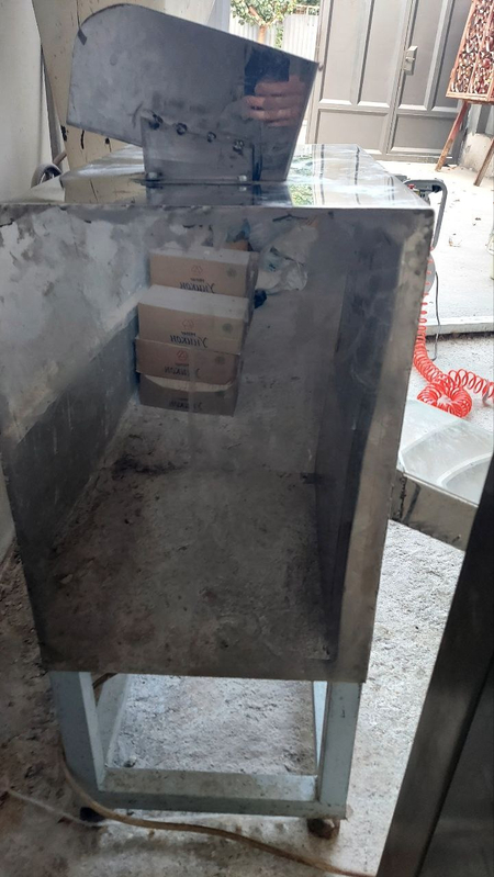 Kireshki chiqarish uchun  
Upakovka aparat 
Qozon 
Kesadigon aparati
