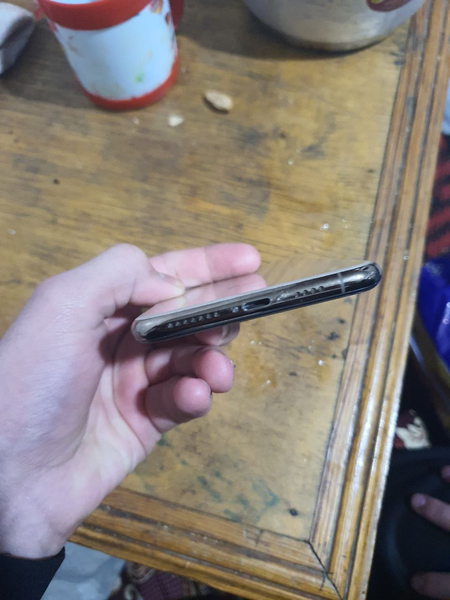 iPhone X max 256 dak Karob yo garantiya beriladi gold