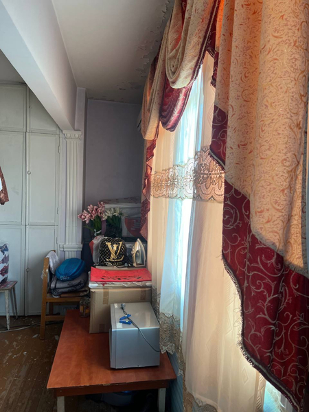 Продаю чиланзар-20а метро Чиланзар 2комнатная