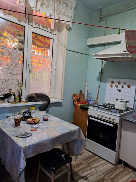 2/1/2 Янгизамон высокопотолочка.все раздельно.