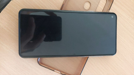 Samsung A 9 pro Koryes brendi