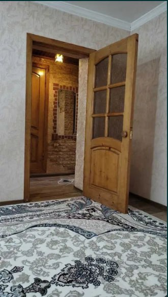 ШРуставели  1/3/5 Кирпич Балкон1*3м² Общ пл28м² +Мебель+Техника