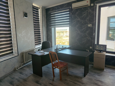 Продается помещения и склады под производства. Имеется склады и офис.