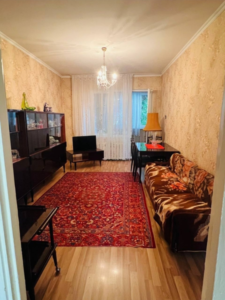 Срочно Ю11. 2в3ком. Не торец  Мега