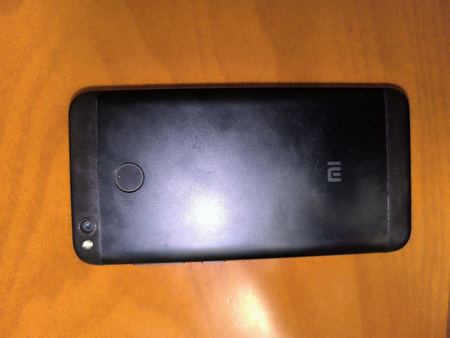 Xiaomi redmi go  в хорошом состоянии + Xiaomi redmi 4x два телефона за