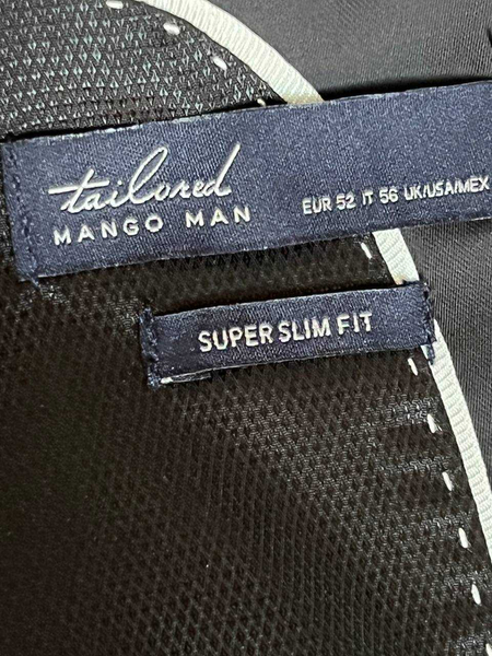 Пиджак мужское фирма TAILORED ( MANGO MEN )